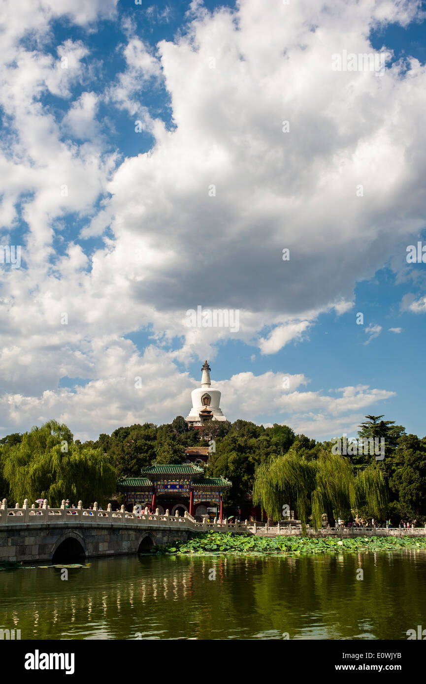 Scene of imperial park , Beihai in Beijing Stock Photo - Alamy