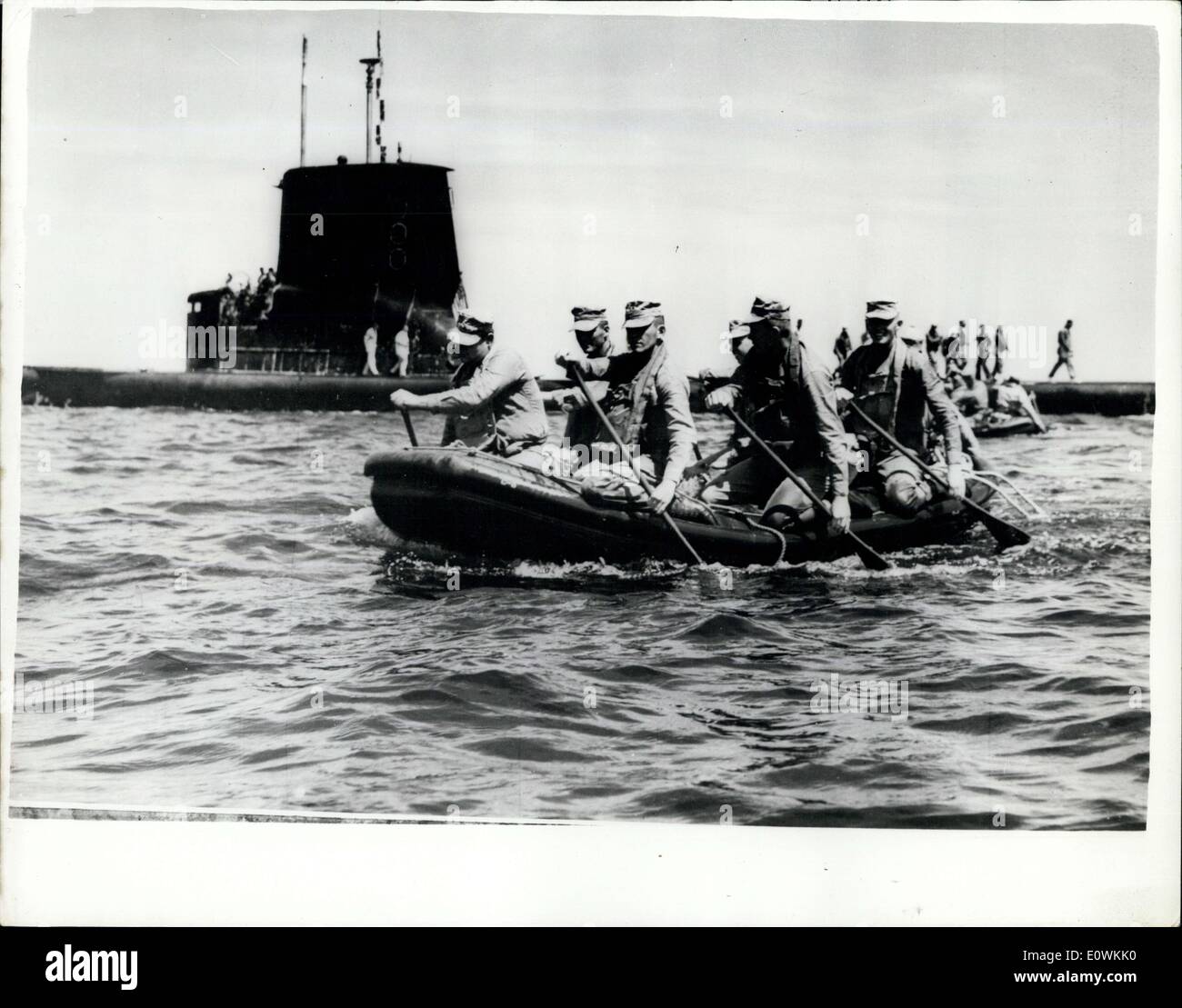 Apr. 26, 1963 - New technique for landing Reconaissance Parties.: The U ...