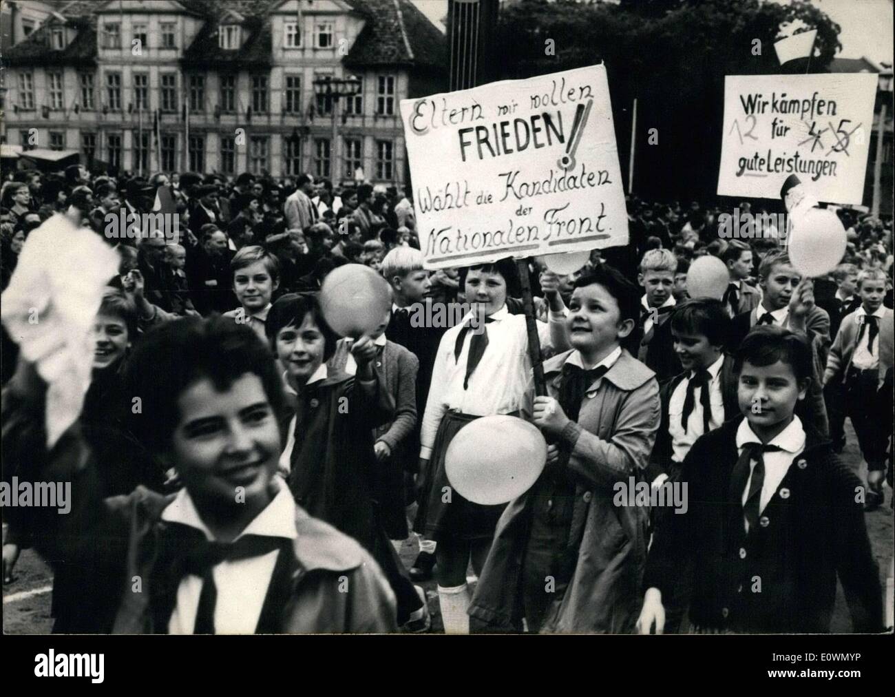 School 1963 hi-res stock photography and images - Alamy