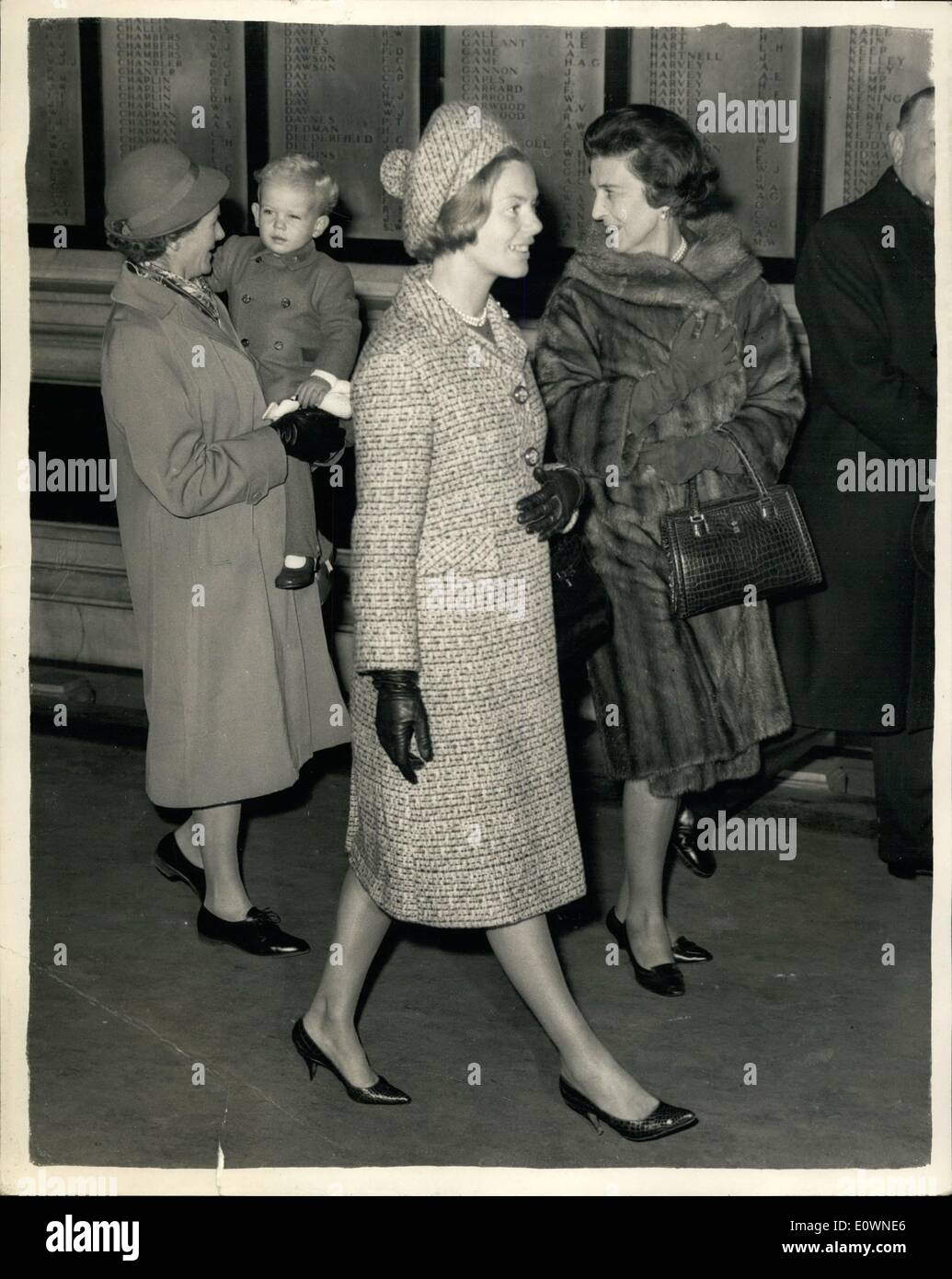 Dec. 12, 1963 - Members of the Royal family leave for Sandrengham ...