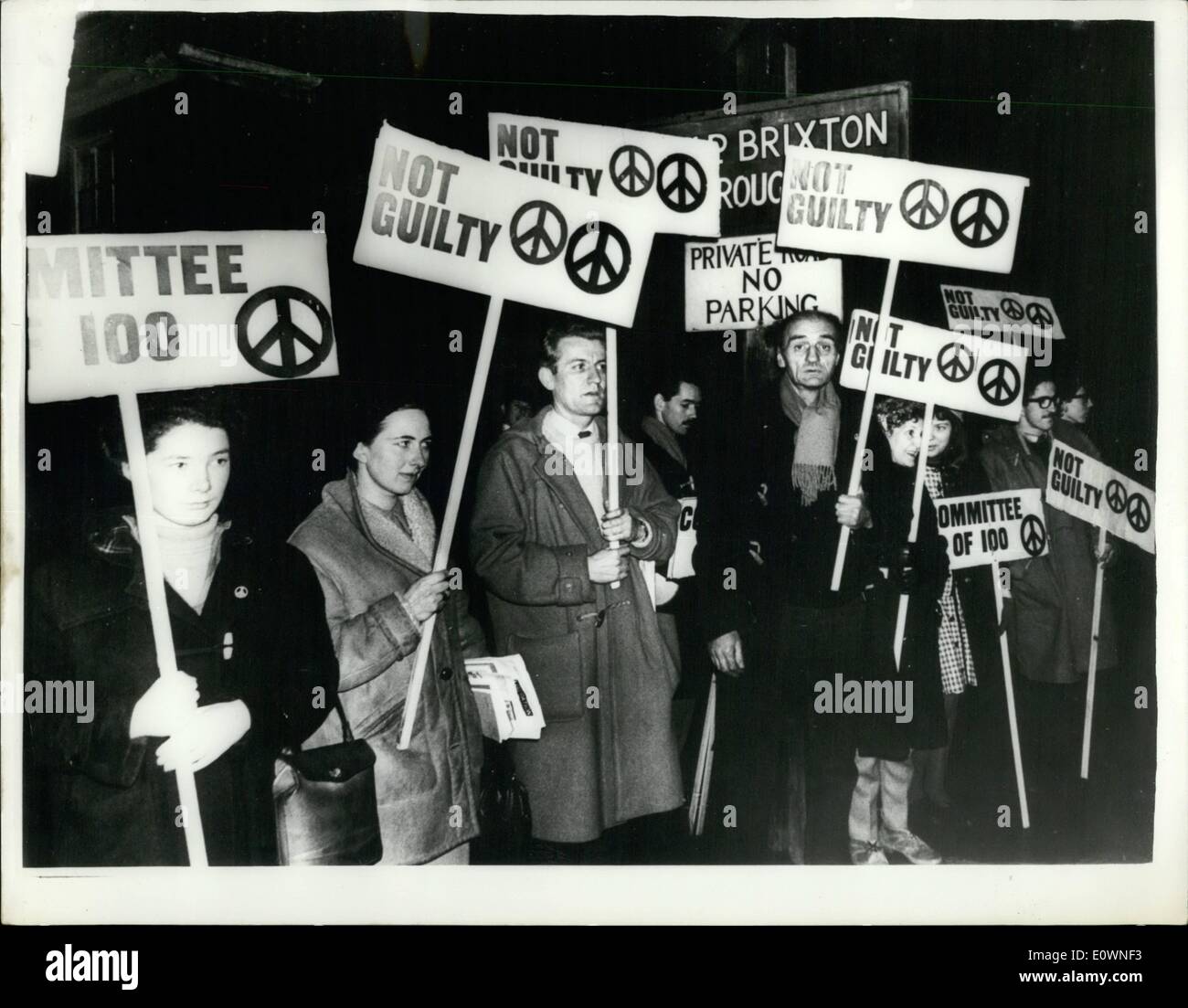 Dec. 12, 1963 - C.N.D. Supporters demonstrate outside Brixton Prison ...