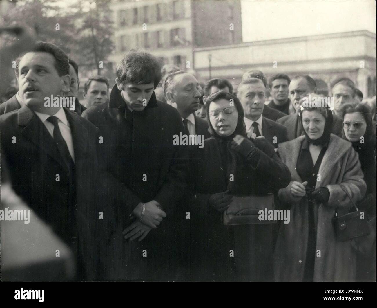 Oct. 14, 1963 - Theo Sarapo at Edith Piaf's Funeral Stock Photo - Alamy
