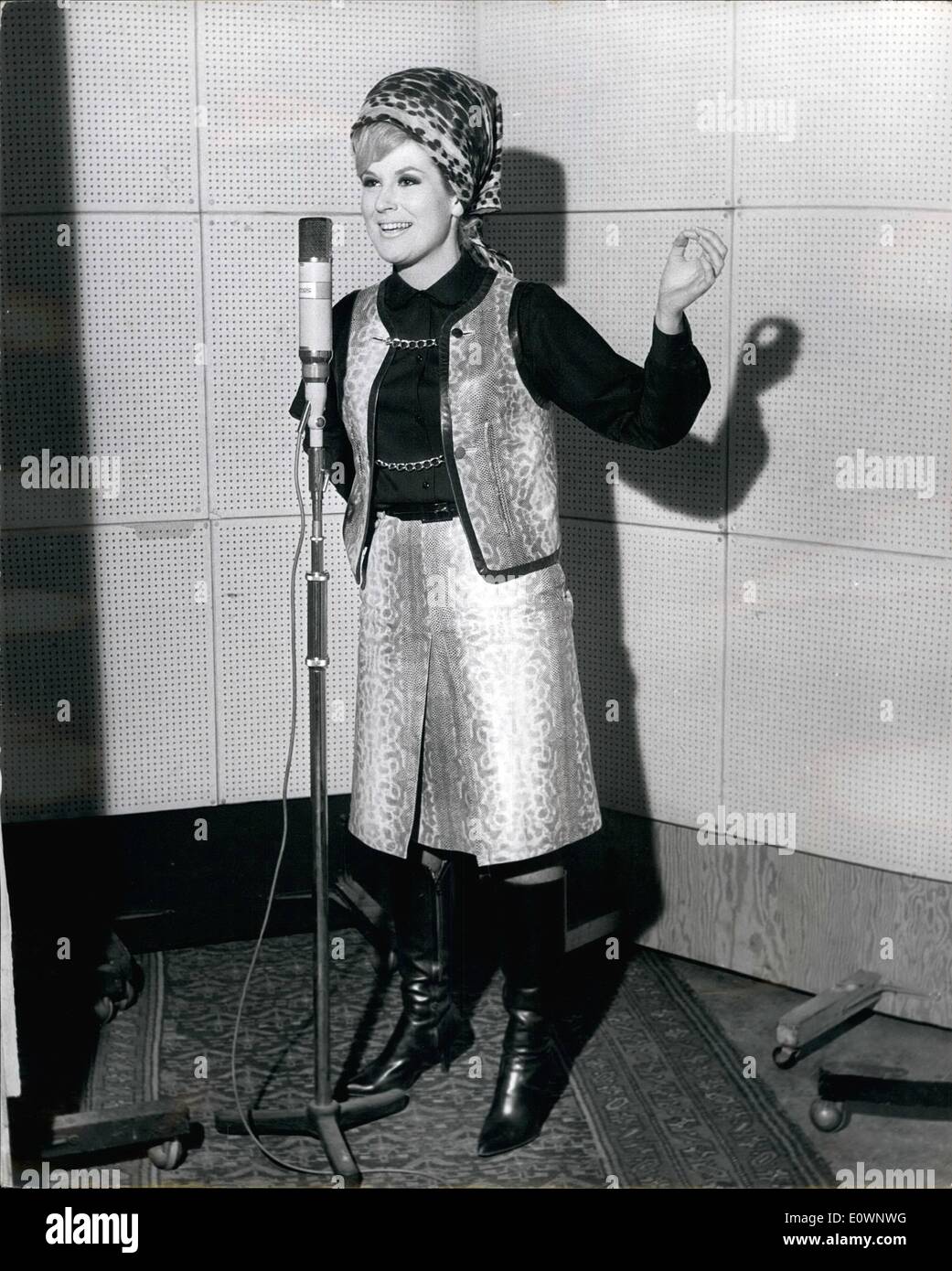 Dusty springfield hi-res stock photography and images - Alamy