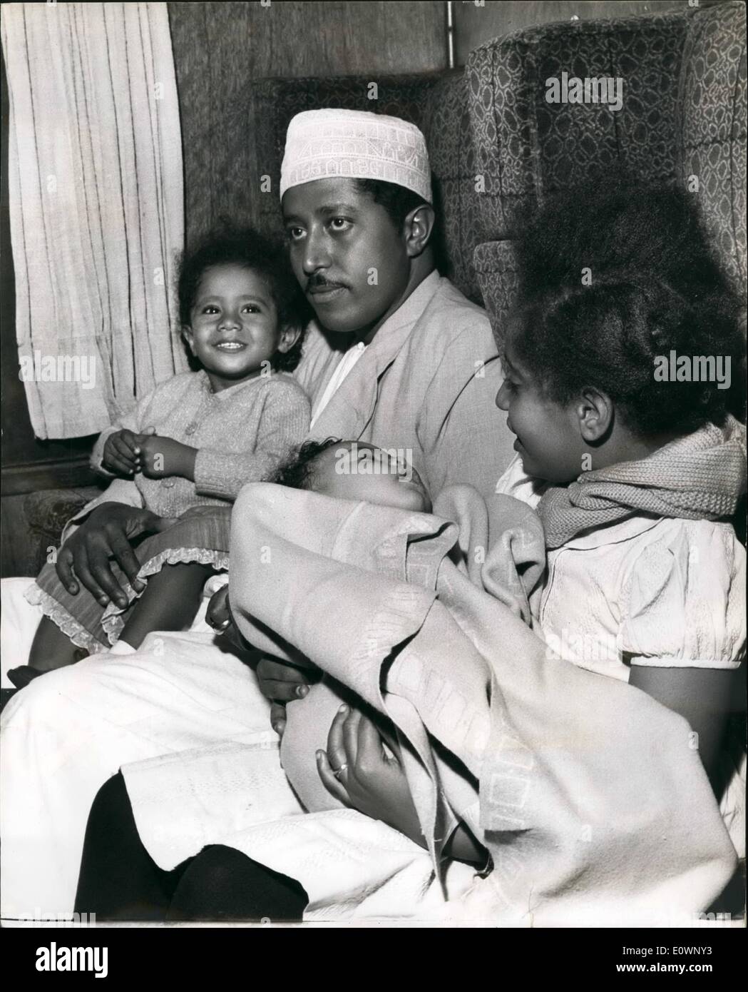 Jan. 01, 1964 - The Royal Refugees Arrive In London: The deposed Sultan ...