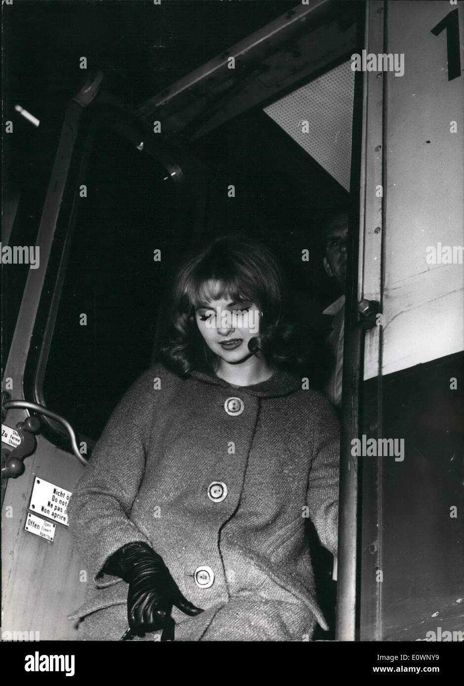 Mandy rice davies hi-res stock photography and images - Alamy