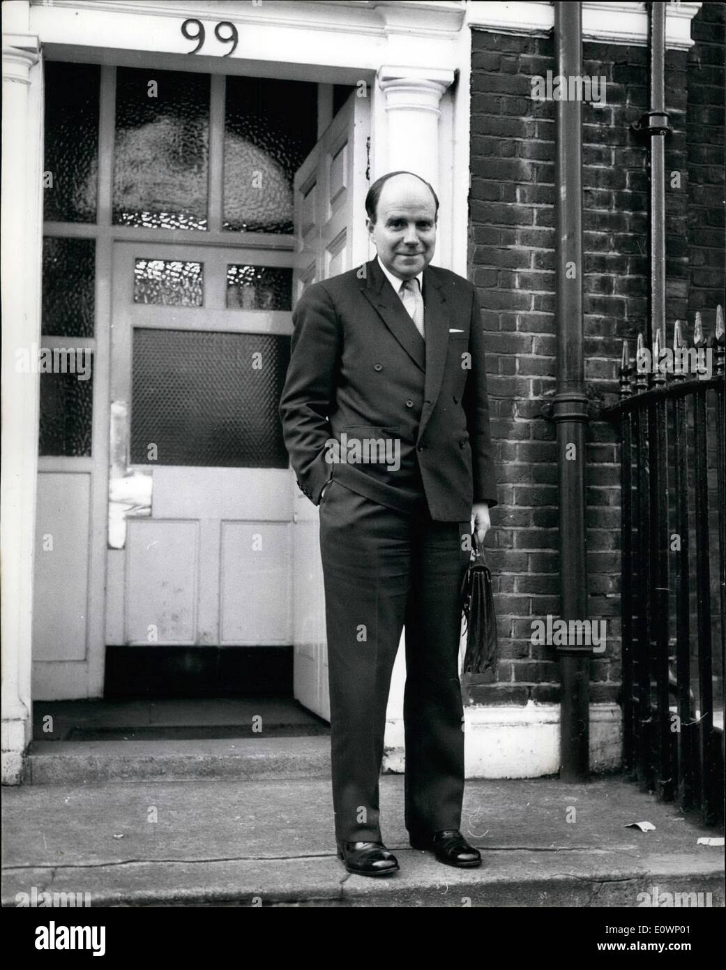 One ministers who refused to serve under him mr macleod hi-res stock ...