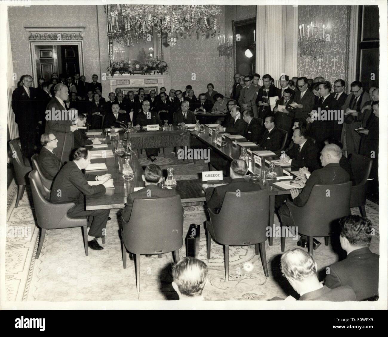 Commonwealth conference opens in london hi-res stock photography and ...