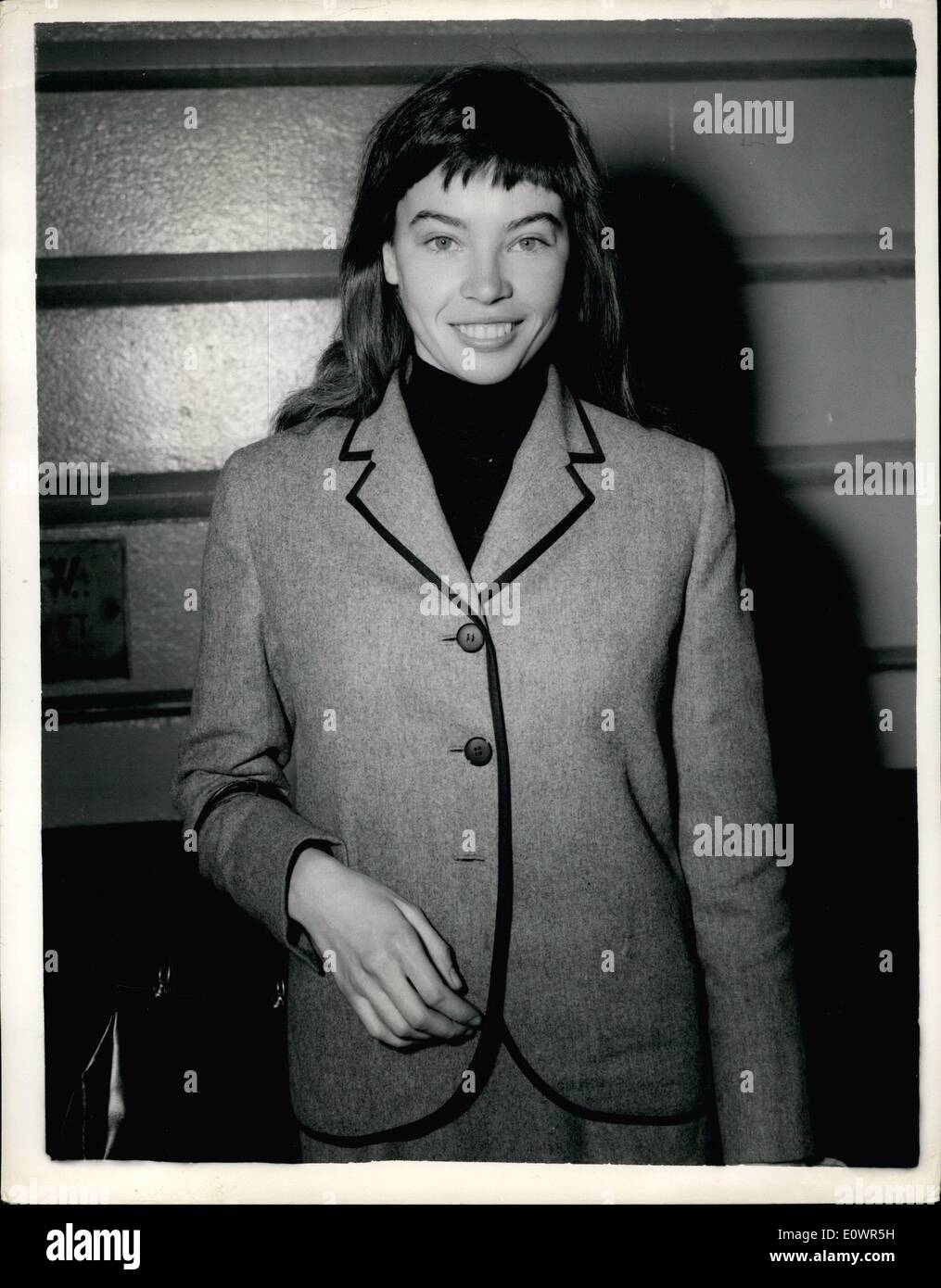 Leslie caron ballet hi-res stock photography and images - Alamy