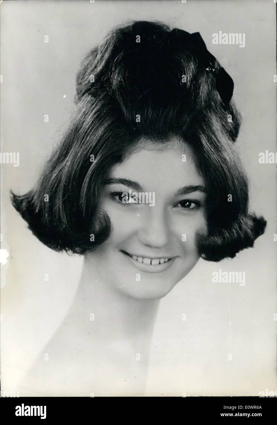 Nov. 11, 1963 - Hair Fashion for Teenager Girls: Parisian Hair Dresser ...