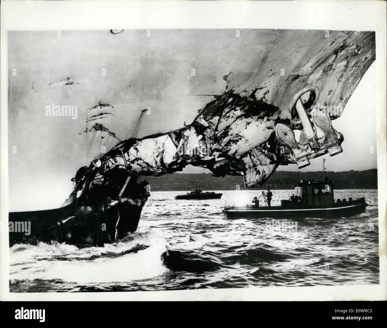 Smashed bows hi-res stock photography and images - Alamy