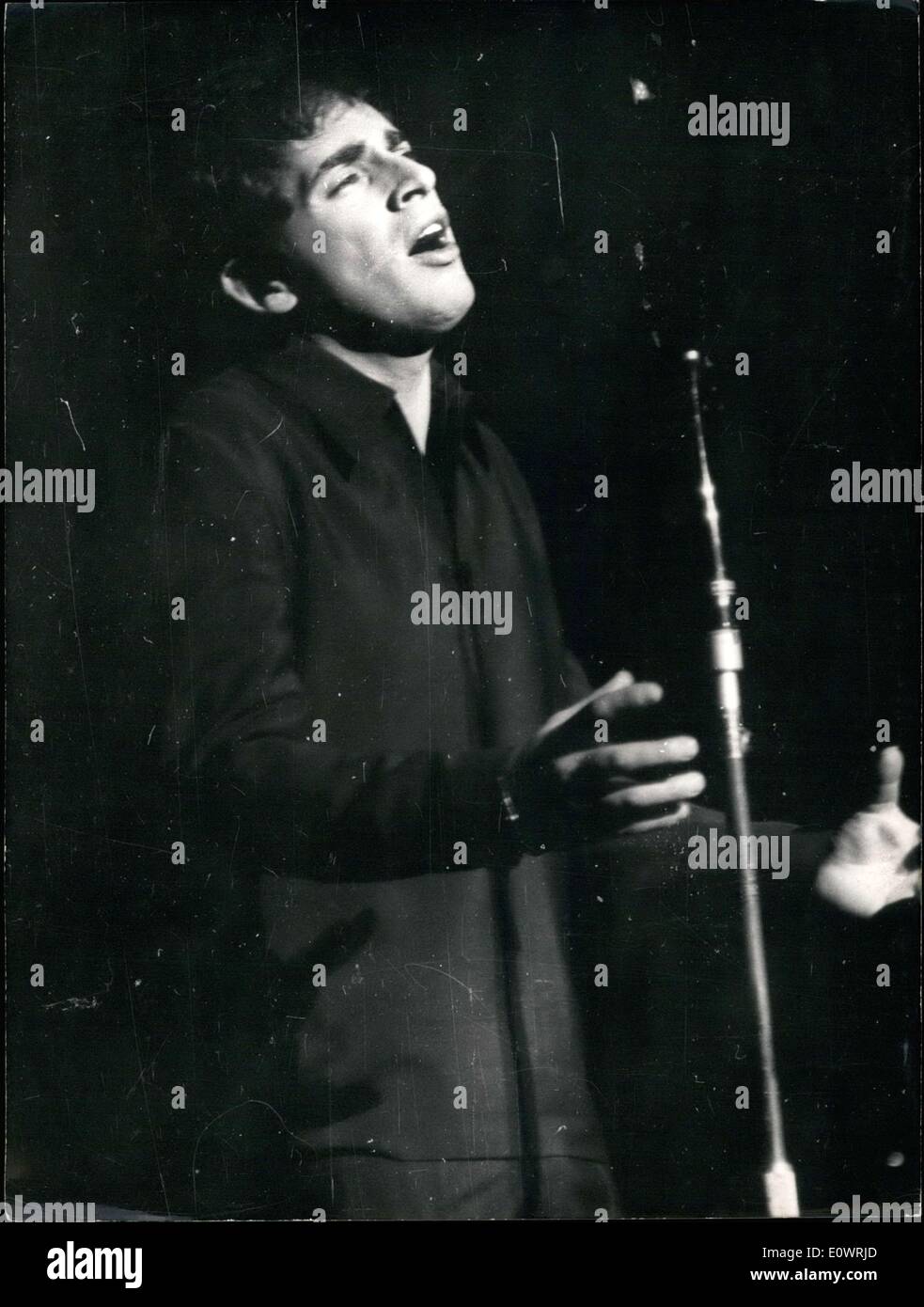 Edith piaf 1963 hi-res stock photography and images - Alamy