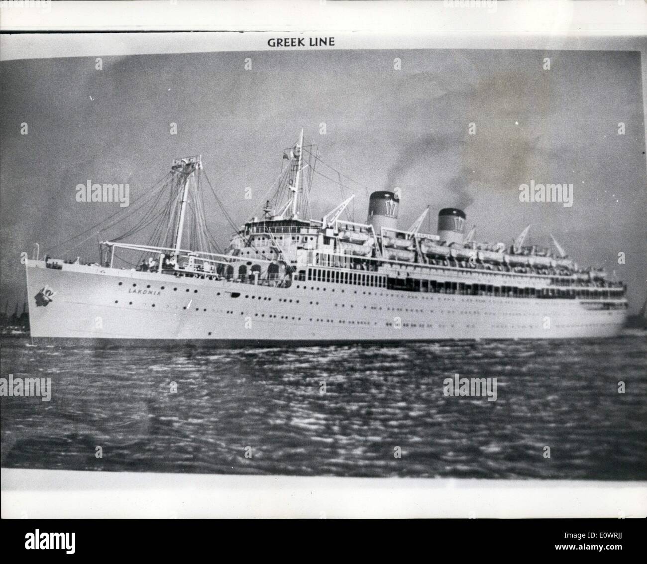 Cruise liner ablaze hi-res stock photography and images - Alamy