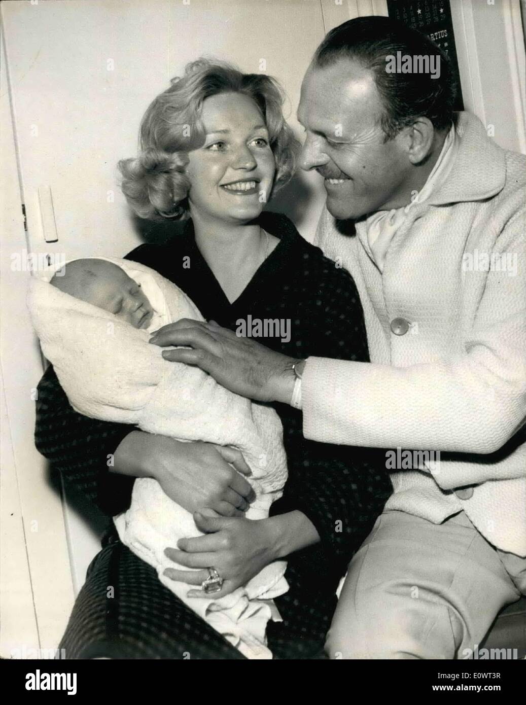 Terry thomas actor hi-res stock photography and images - Alamy