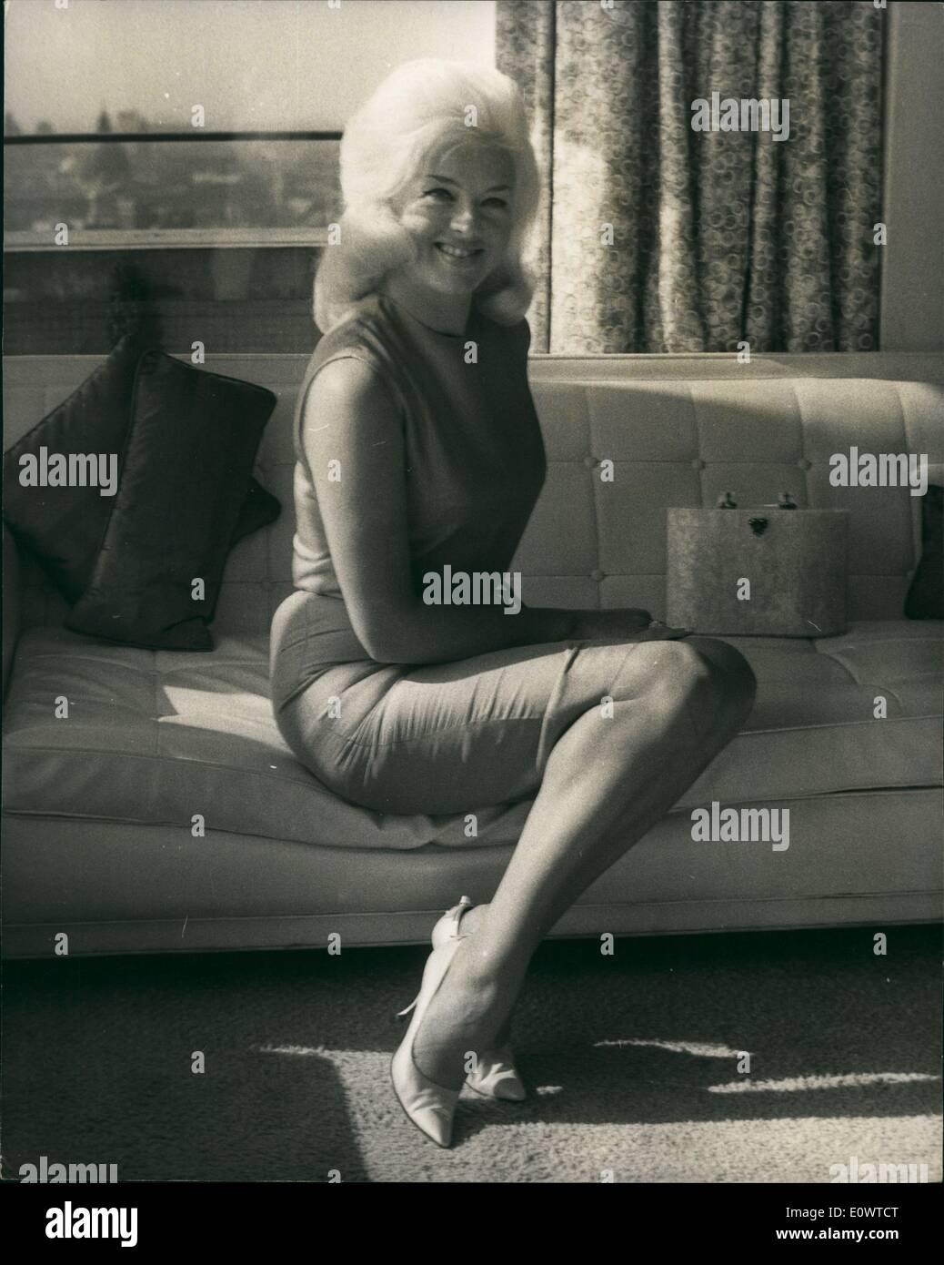 Diana dors hi-res stock photography and images - Alamy