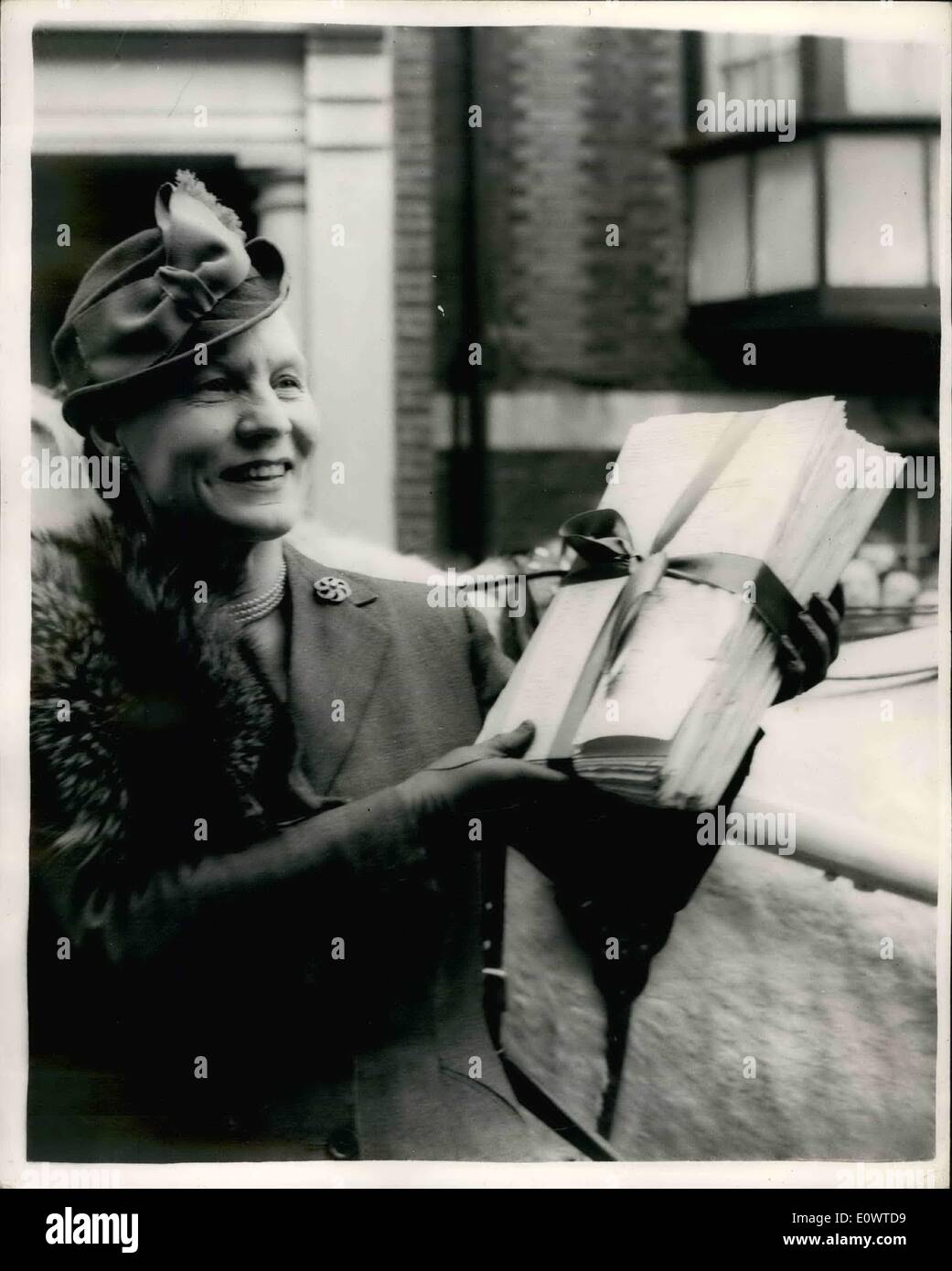 Mar. 03, 1964 - Equal Pay Campaign meeting.. Dr.Edith Summerskill with ...