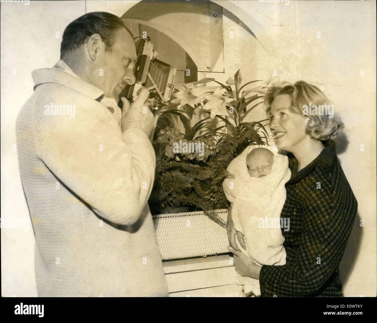 Apr. 04, 1964 - Terry Thomas flies here to see his Baby: Actor TERRY ...