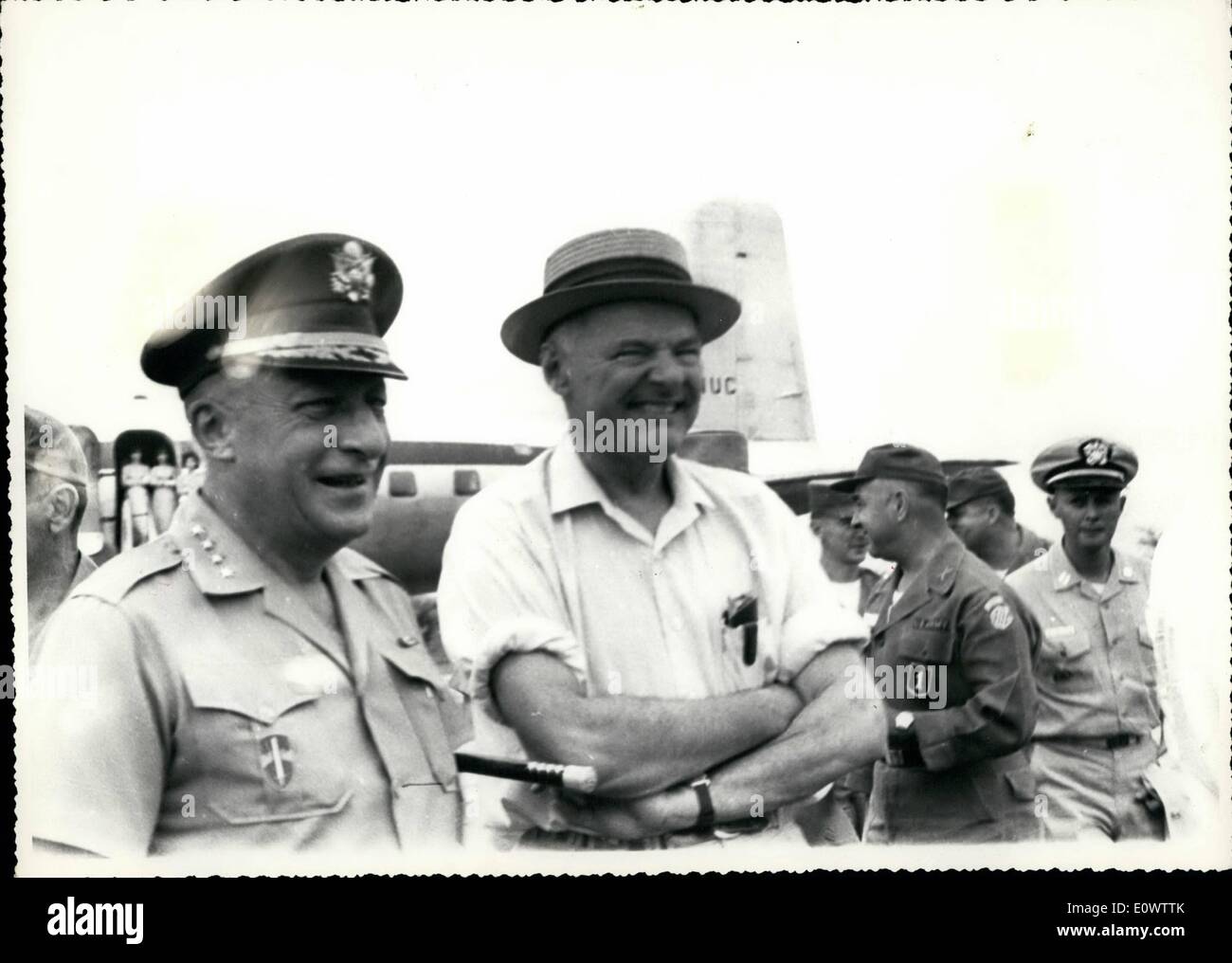 Mar. 03, 1964 - Ambassador Henry Cabot Lodge with General Paul D ...