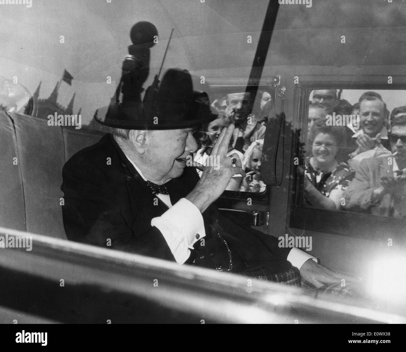 Crowd house Black and White Stock Photos & Images - Alamy