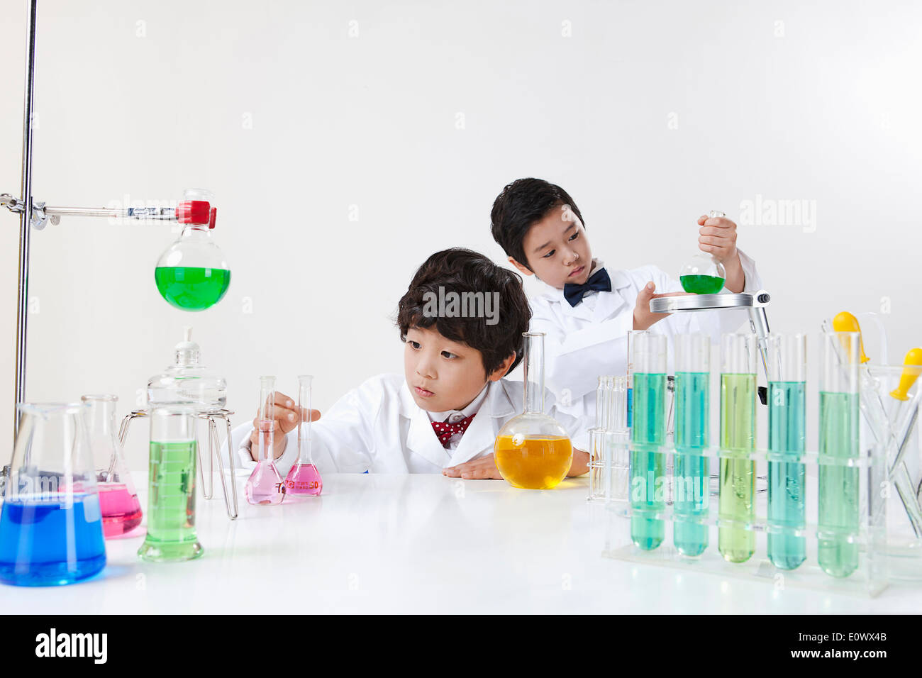 Chemistry examination hi-res stock photography and images - Alamy