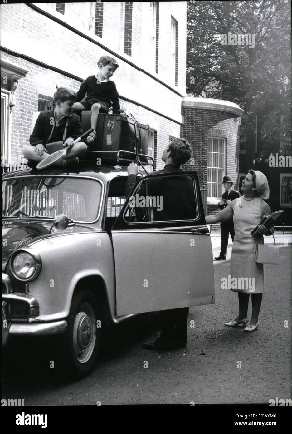 Aug. 08, 1964 - Chancellor of the Exchequer and family leave for their ...