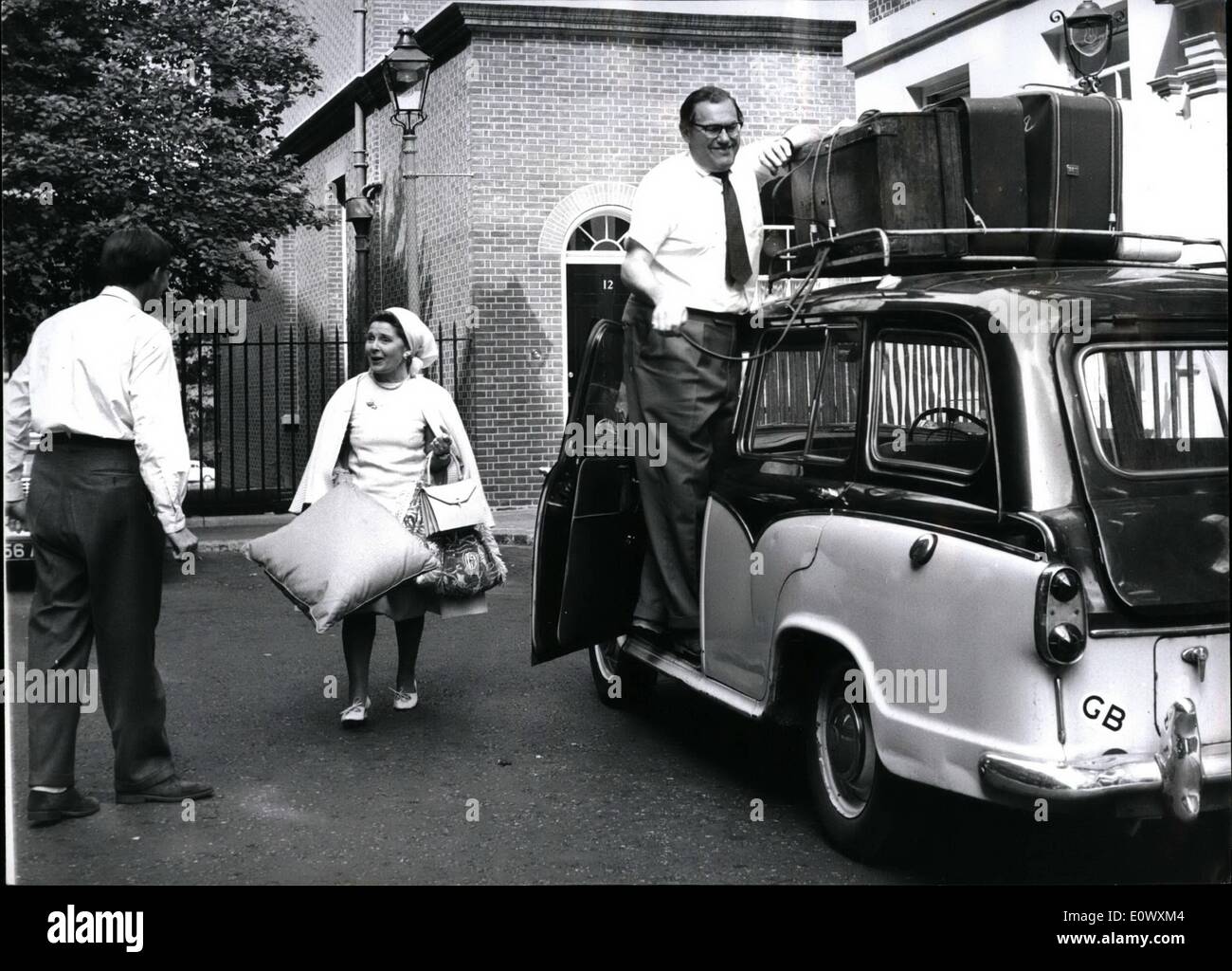 Reginald maudling 1964 hi-res stock photography and images - Alamy