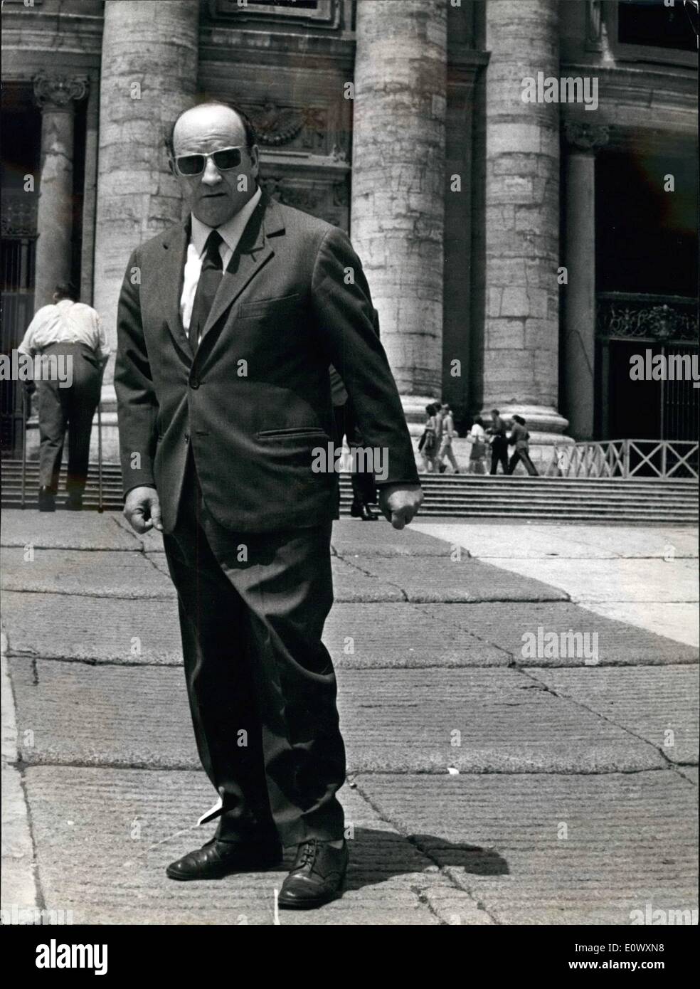 Jun. 06, 1964 - Still continuing in the Basilica of Saint Peter the ...