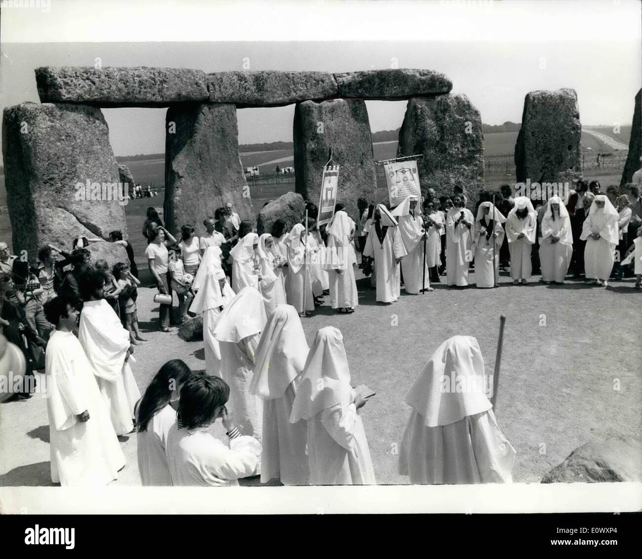 Jun. 06, 1964 - ANCIENT DRUID ORDER CELEBRATES SUMMER SOLSTICE: The ...