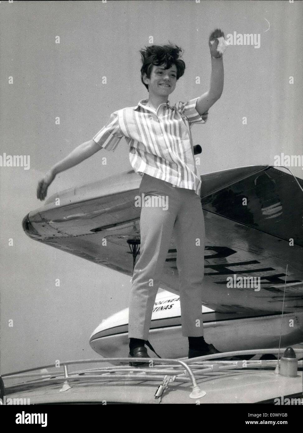 Jun. 30, 1964 - Rome, Rita Pavone the famous Italian ''pope singer ...