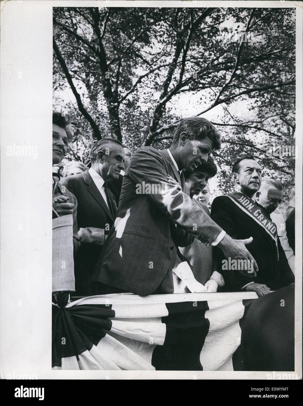 Sep. 09, 1964 - Robert Kennedy at the Steuben Parade, New York Stock ...