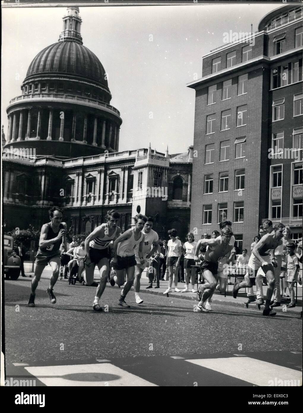 Jul. 07, 1964 - The City of London's First sports Day Ladies Tug Of War ...
