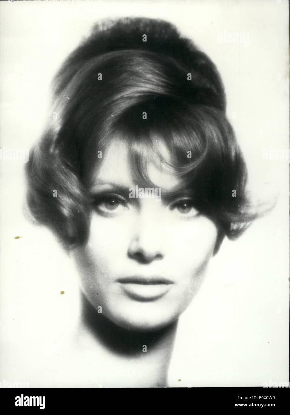 Nov. 11, 1964 - Latest in Hairstyles. Photo shows one of the latest ...