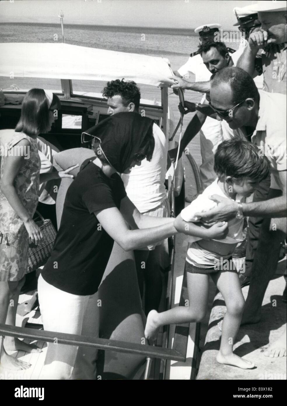 1964 non english content hi-res stock photography and images - Alamy