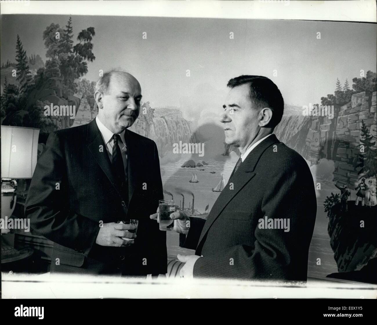 1964 n a hi-res stock photography and images - Alamy