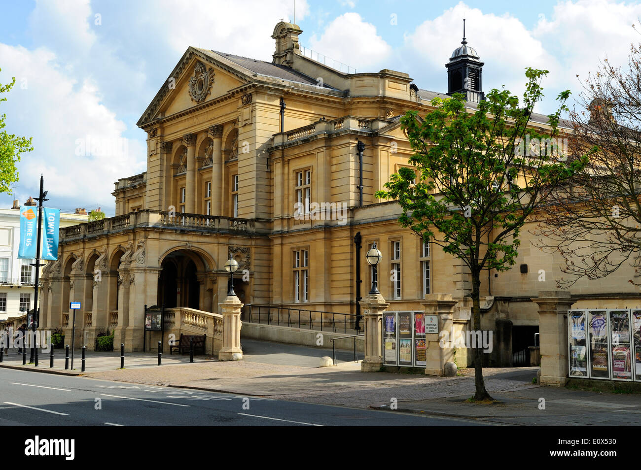 The Town Hall Cheltenham Gloucestershire England Stock Photo Alamy the-town-hall-cheltenham-gloucestershire-england-stock-photo-alamy