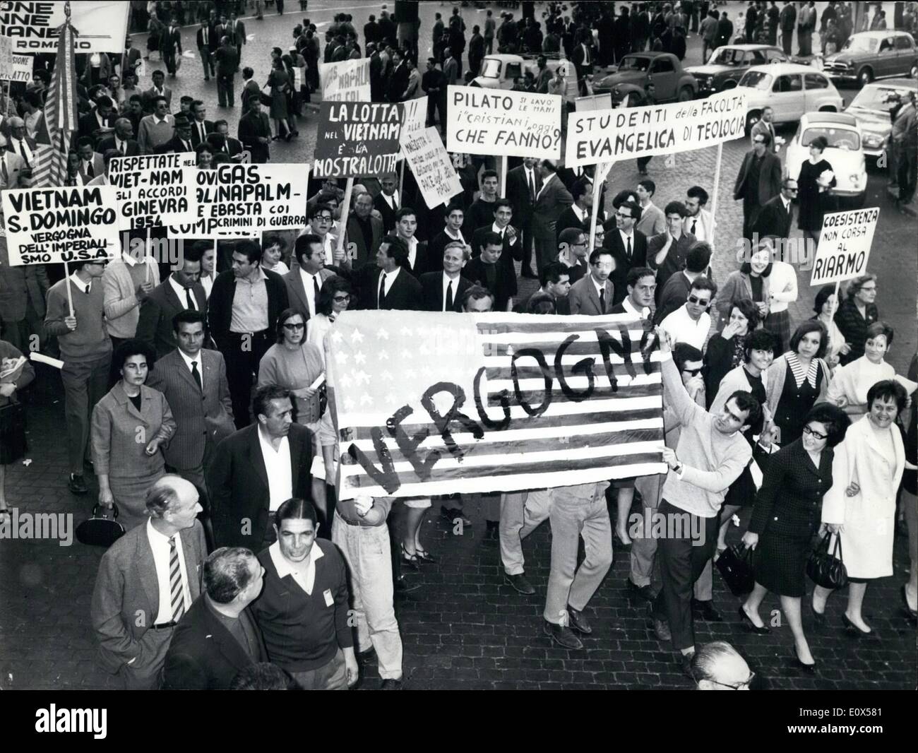 1965 Songs High Resolution Stock Photography and Images - Alamy