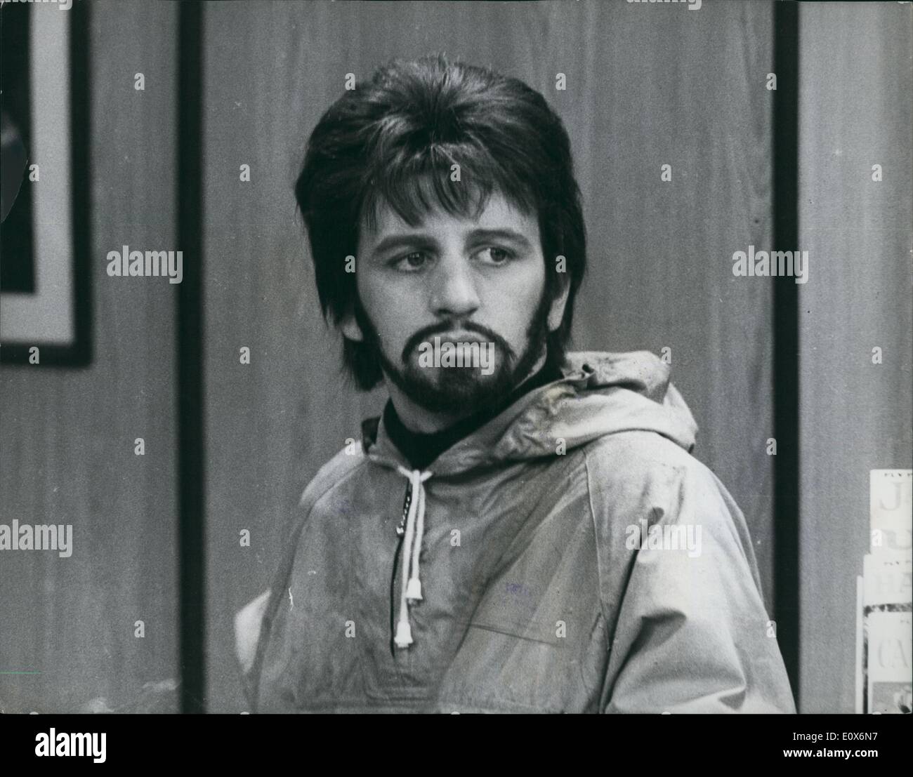 The beatles help ringo hi-res stock photography and images - Alamy