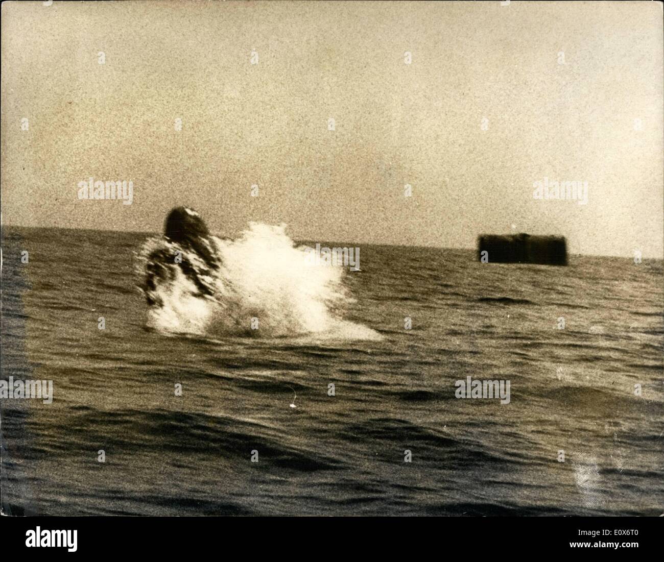 Gosport submarine base using new techniques escapers hi-res stock ...