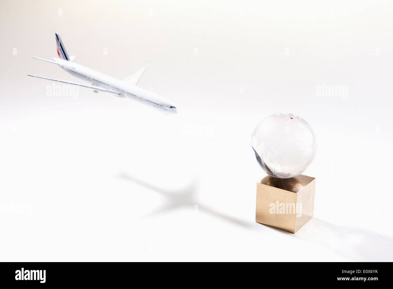 Flying cube hi-res stock photography and images - Alamy