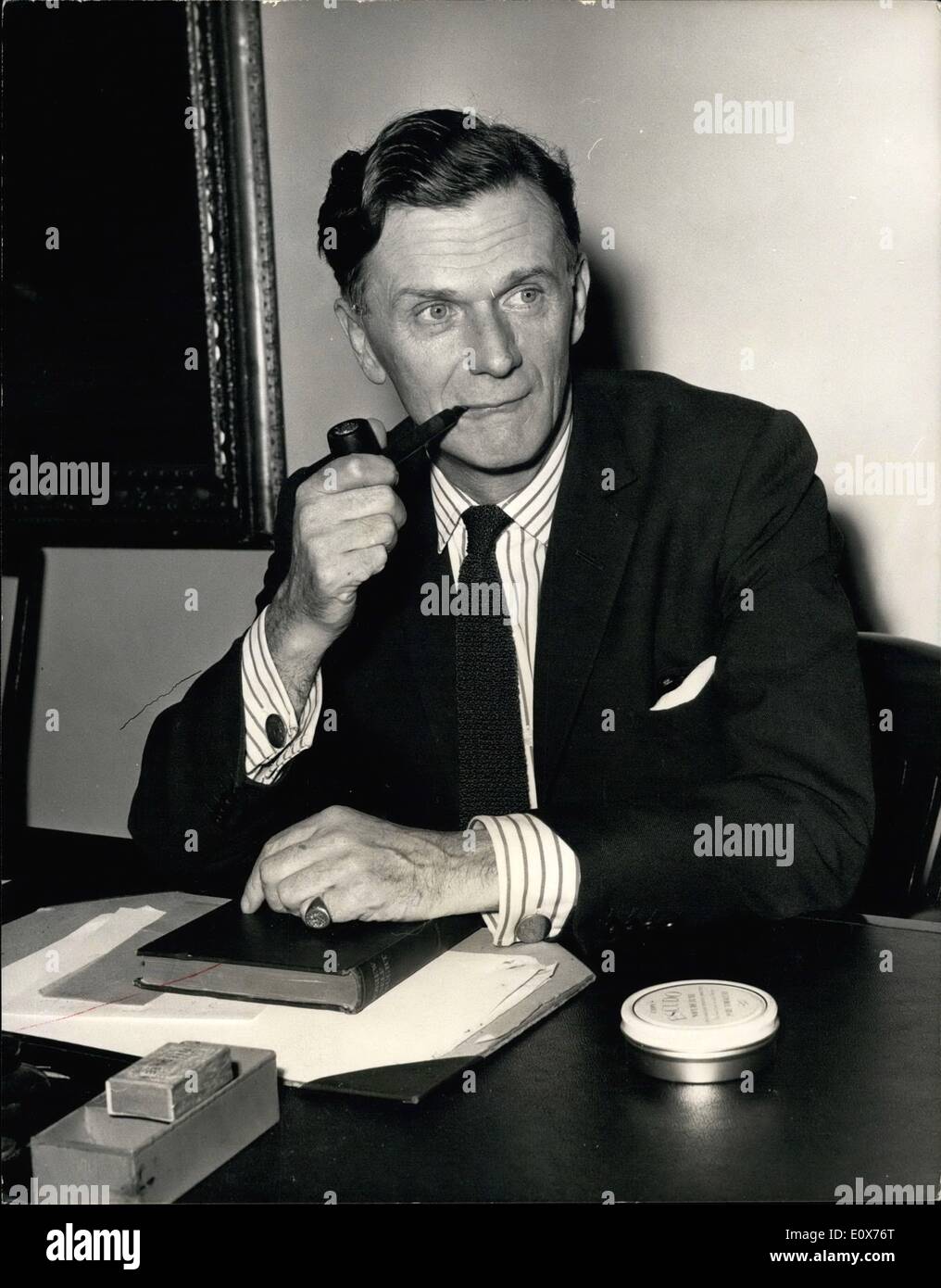 Hadow hi-res stock photography and images - Alamy