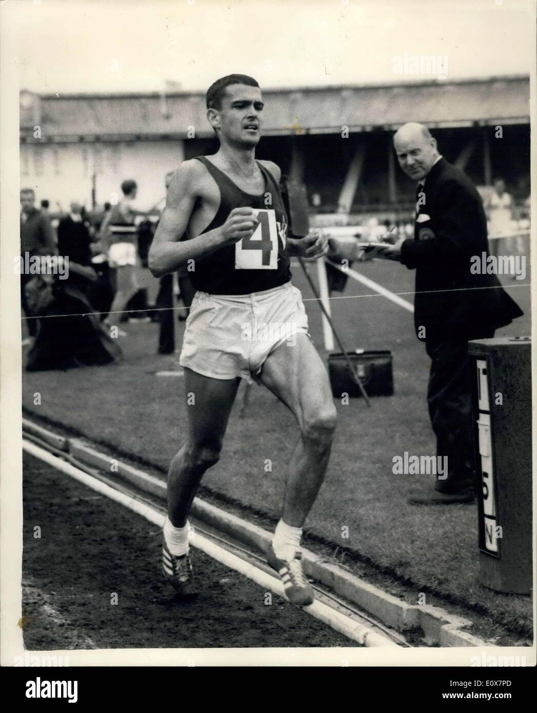 Gerry lindgren hi-res stock photography and images - Alamy