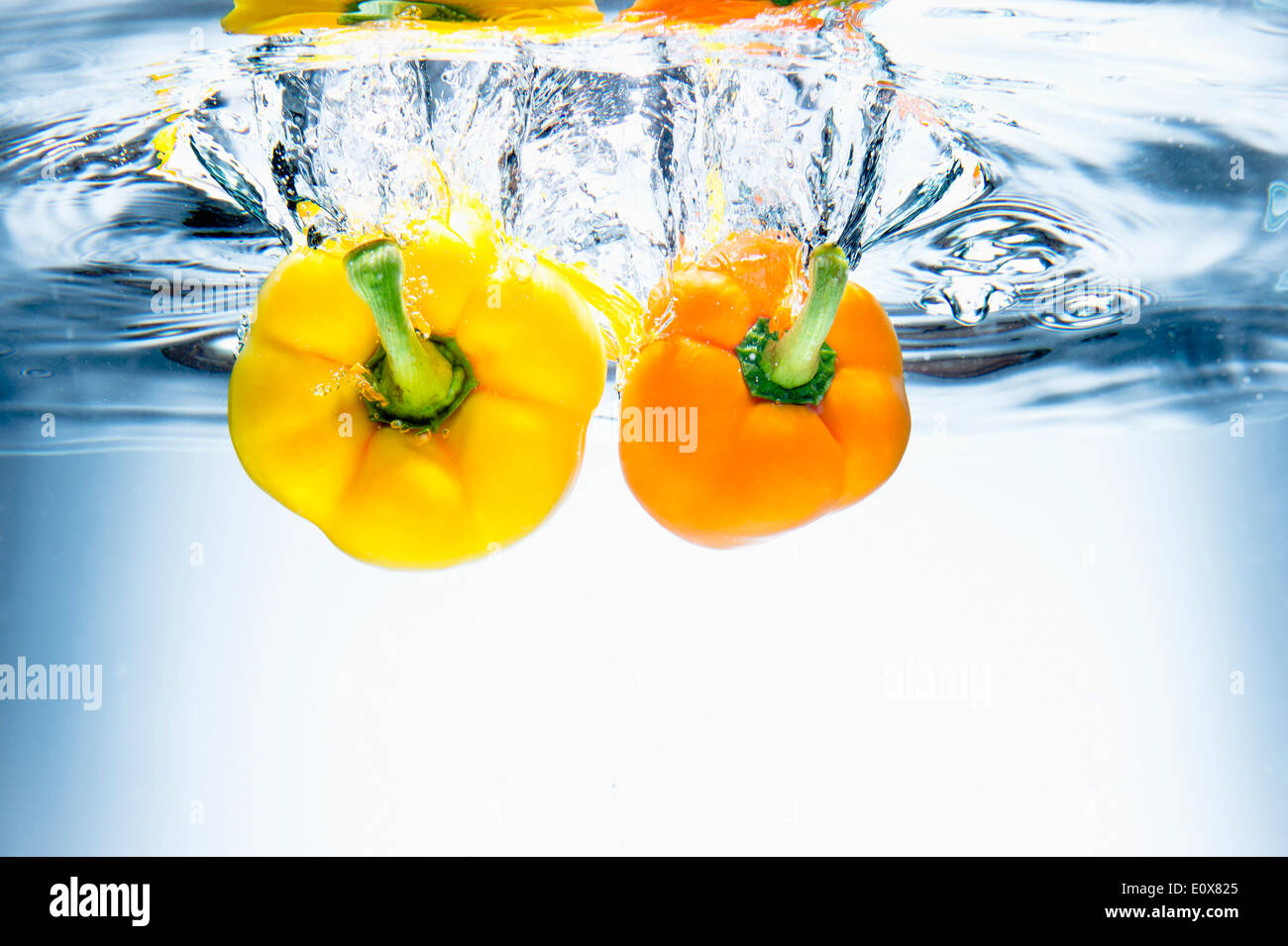 Peppers falling water hi-res stock photography and images - Alamy
