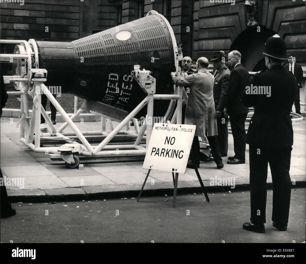 Sep. 09, 1965 - America's first manned spacecraft at science museum ...