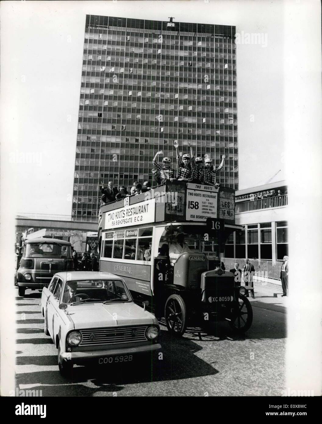 1965 bus hi-res stock photography and images - Alamy