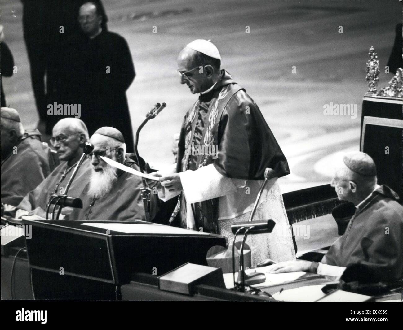 Oct. 05, 1965 - Pope Paul VI Speaking at an Assembly at the Vatican ...