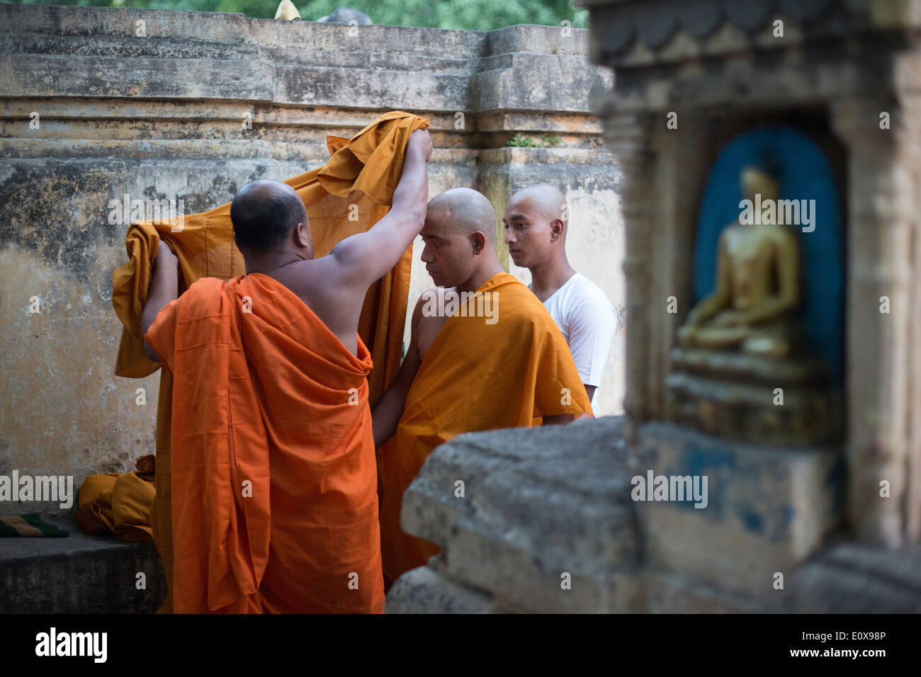 Bodh Gaya is a major Buddhist pilgrimage site in India, known for the ...
