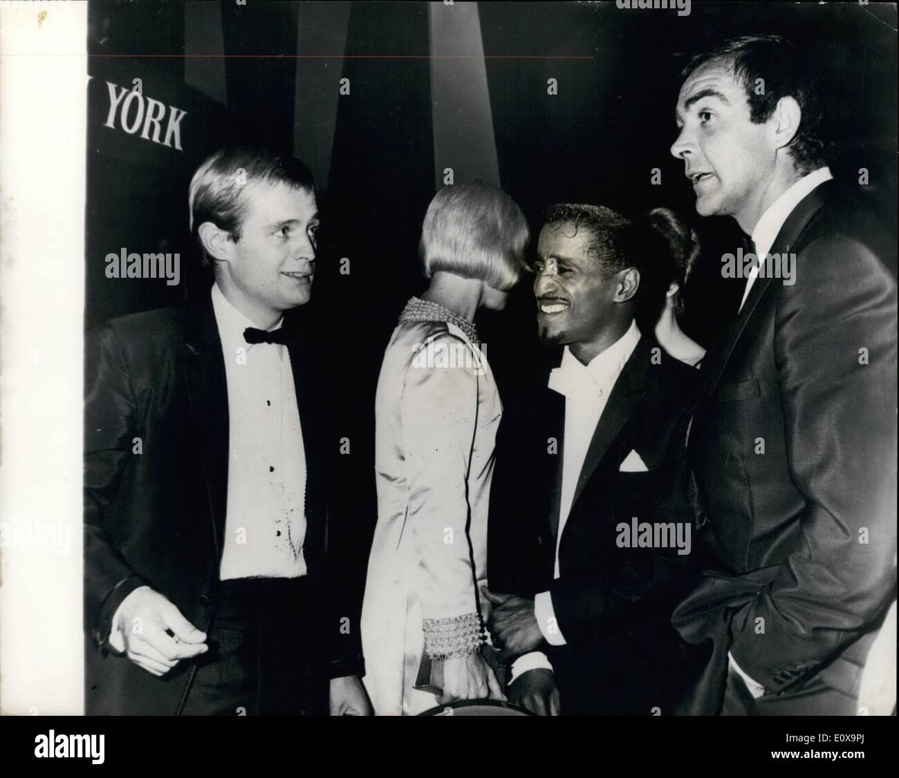 Oct. 10, 1965 - Famous Film Stars Get Together At A New York Party ...
