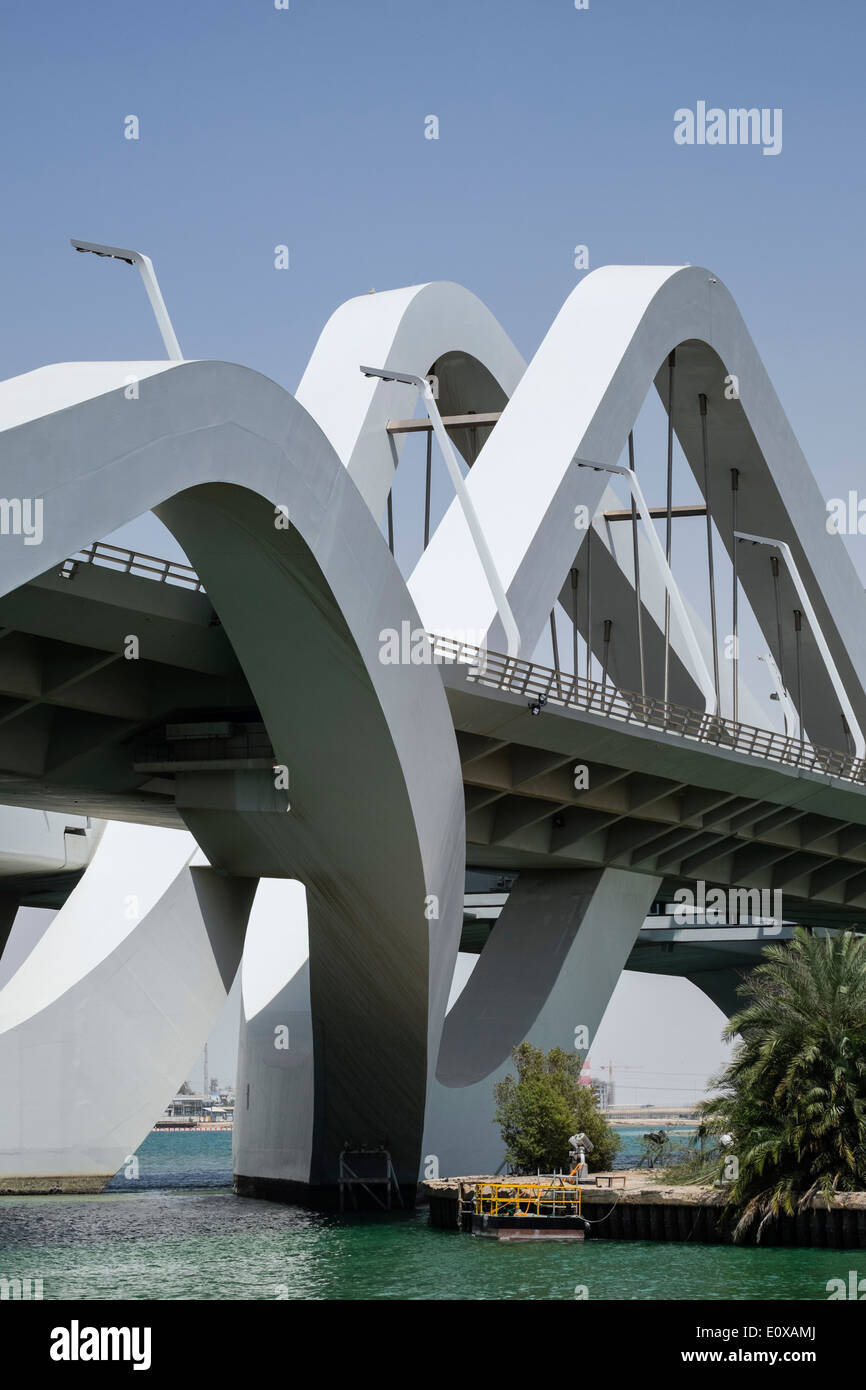 Modern Sheikh Zayed Bridge designed by Zaha Hadid in Abu Dhabi United ...