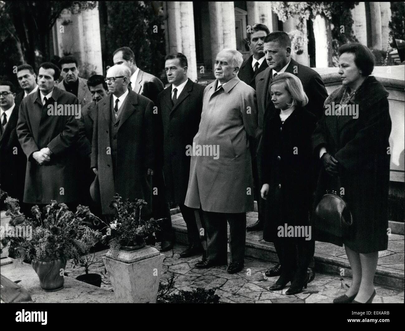 Italian communist party hi-res stock photography and images - Alamy