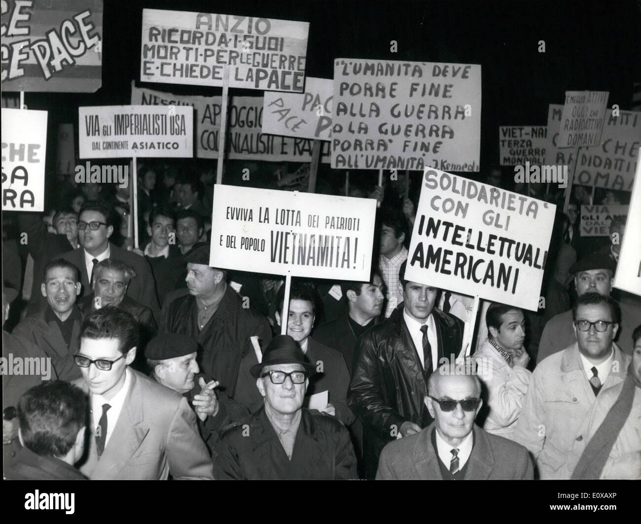 11 march 1965 hi-res stock photography and images - Alamy