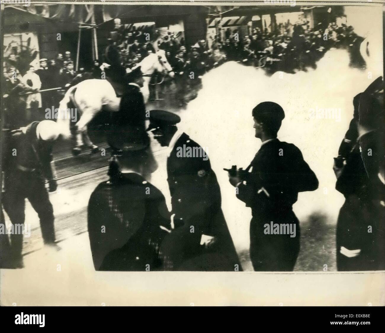 1966 amsterdam princess beatrix riot hi-res stock photography and ...